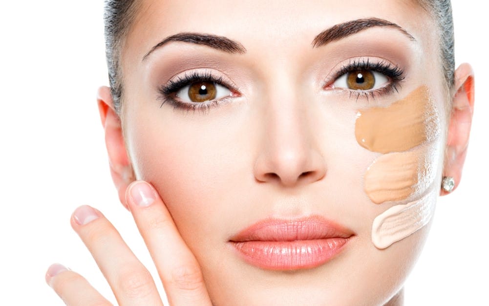 Lo que debes saber de los bloqueadores solares con color - Cmujer